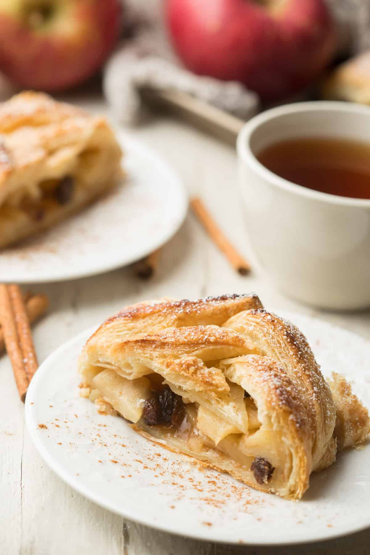 Recipe Sunday – Vegan Apple Strudel | The Vegan Cat Librarian